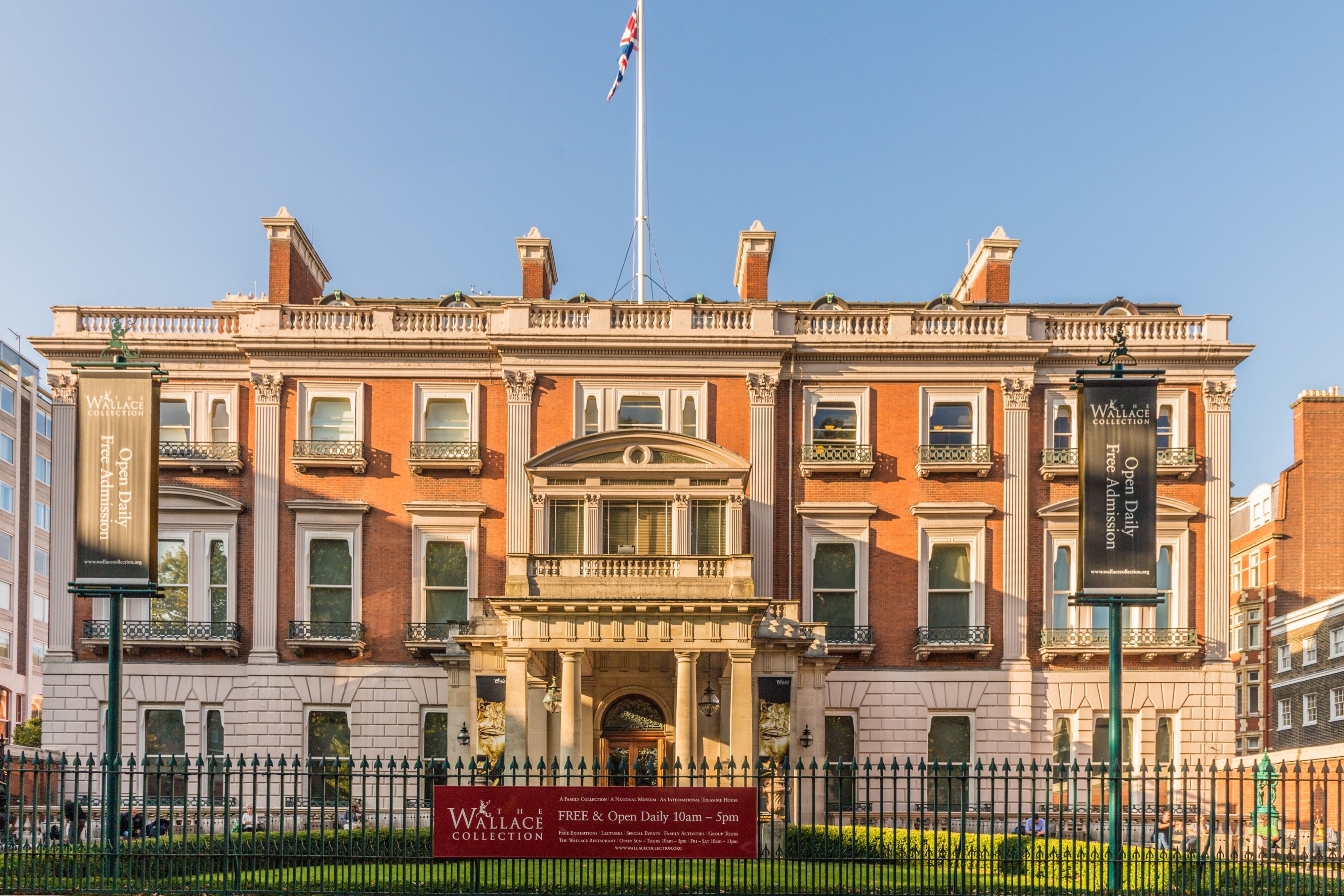 Look and Draw at The Wallace Collection - Make it Marylebone